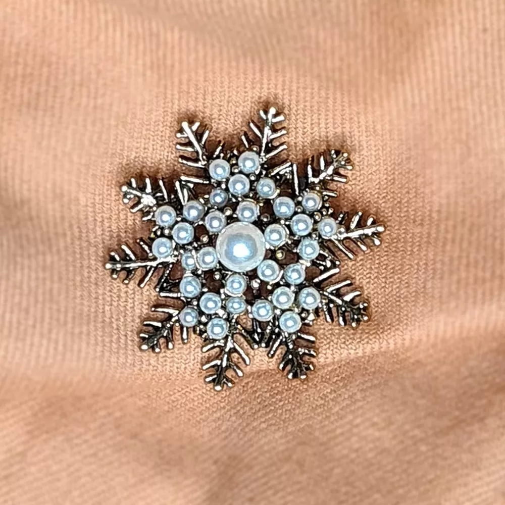 Pahuljica - Glam Brooch